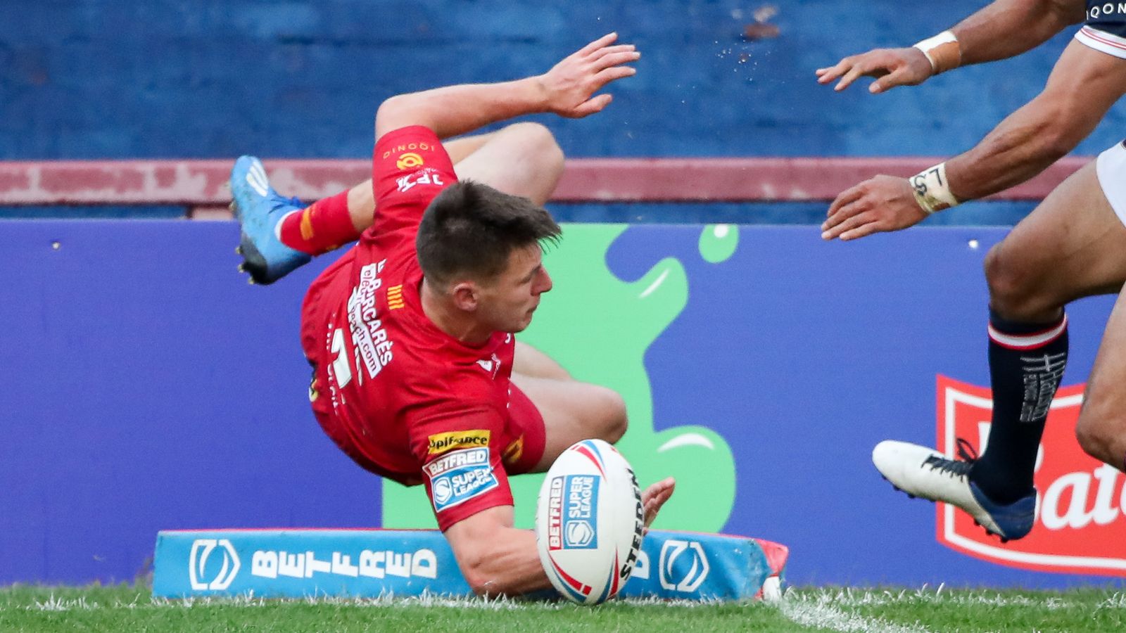 Super League: Tom Davies treble sets up Catalans Dragons for 38-18 win ...